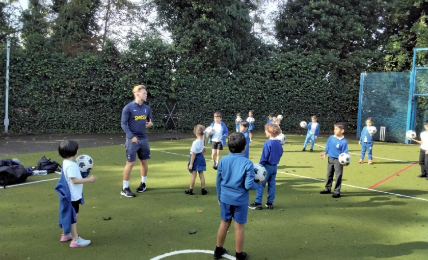 Roxeth Primary School - YEAR 2 The Sports Stars of Tomorrow!